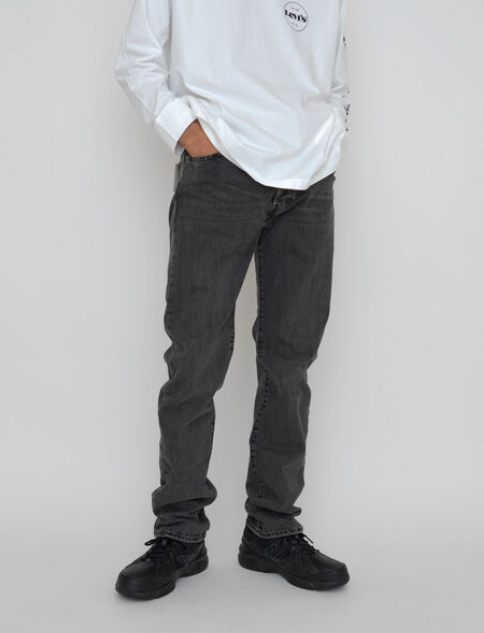 【40代メンズにおすすめ】しっかりキマる！大人のデニムの着こなし方 | 高級製品のクリーニングと修理なら高級クリーニング専門店クレアン